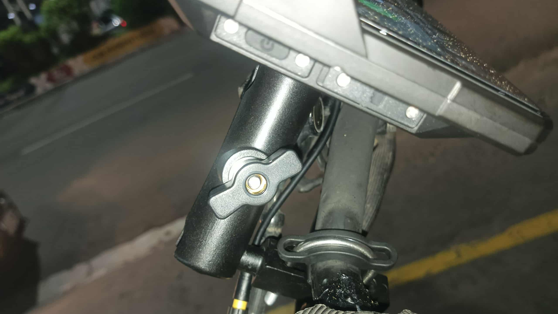 Carpuride W702 Pro Review: Best Motorcycle Navigation Display?